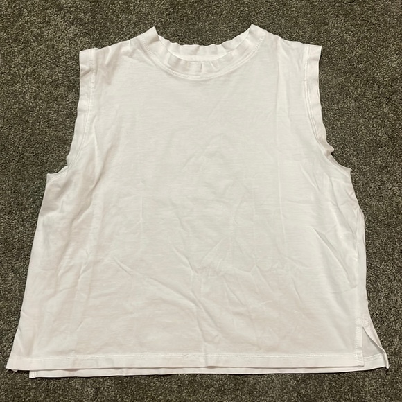 isa & ella | Tops | Isa Ella S White Tank Top Tee Shirt | Poshmark